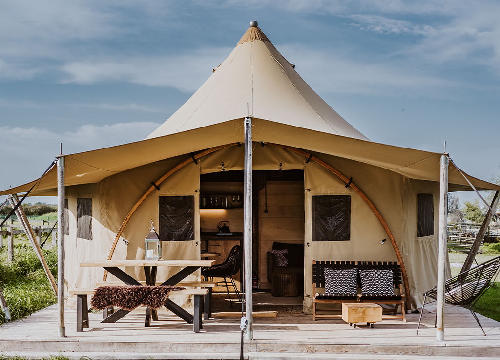 Luxury Camping in Dorset | Family Holidays at Burnbake